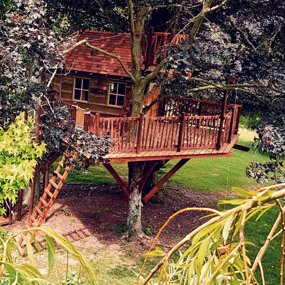 Squirrel Design – Beautiful Bespoke Tree House Creations