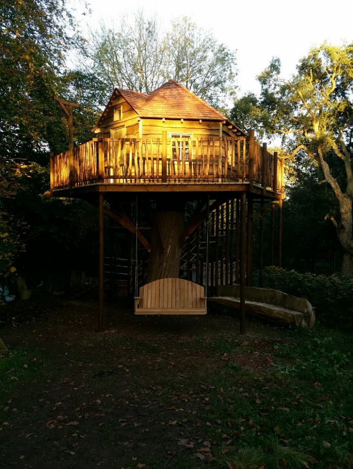 Squirrel Design – Beautiful Bespoke Tree House Creations